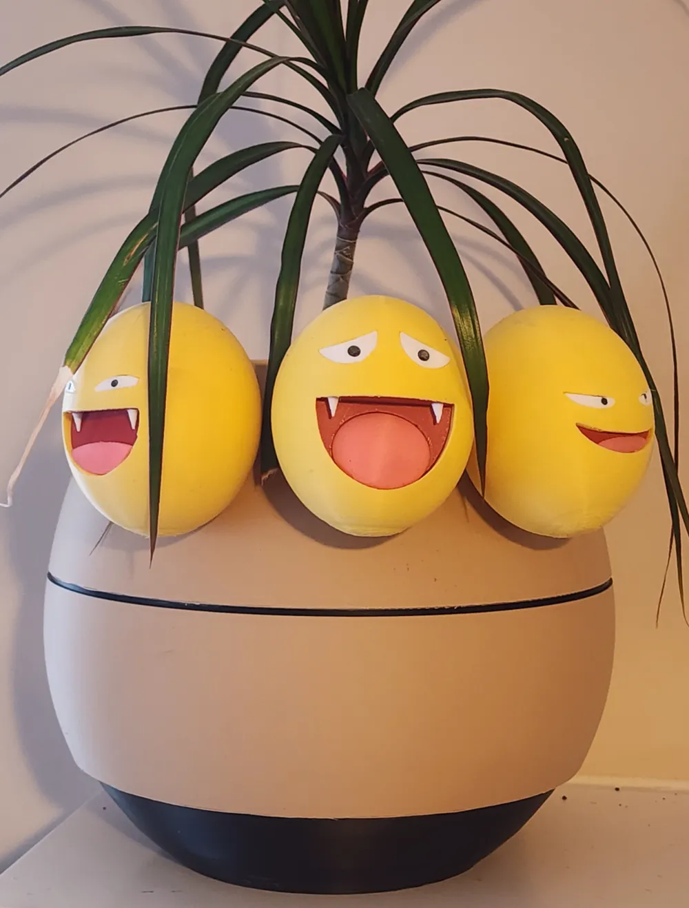 Exeggutor Planter with built in drip tray, No AMS by rockiestdwarf ...