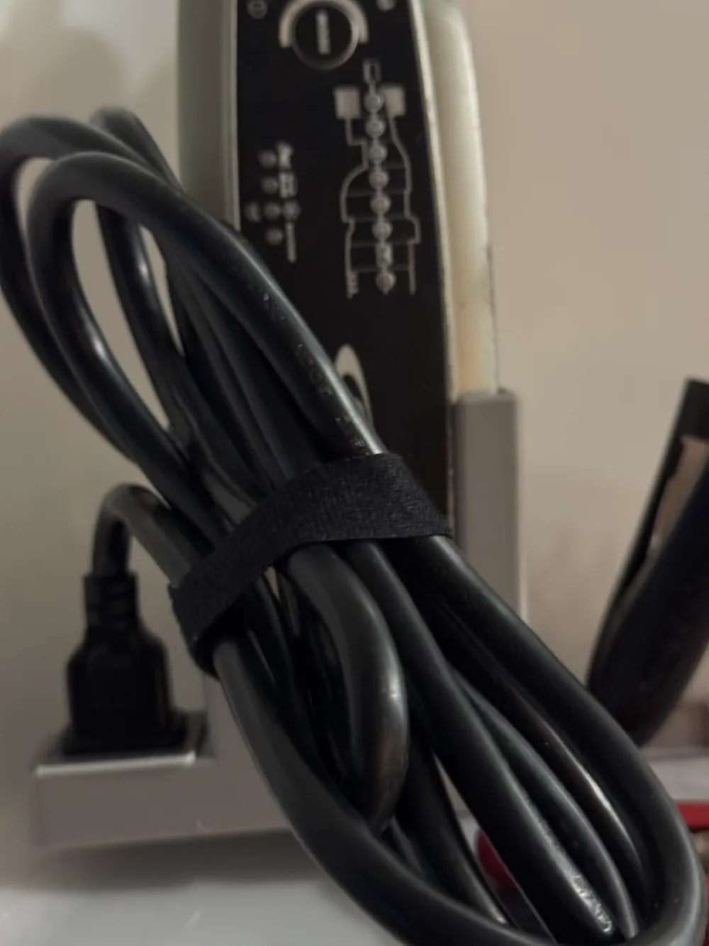 CTEK wall mount -looser US NEMA 1-15 socket Remixed by 3Designfan ...