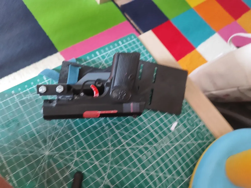 Rotary mount Drop Down Leg Platform - Free 3D Print Model - MakerWorld