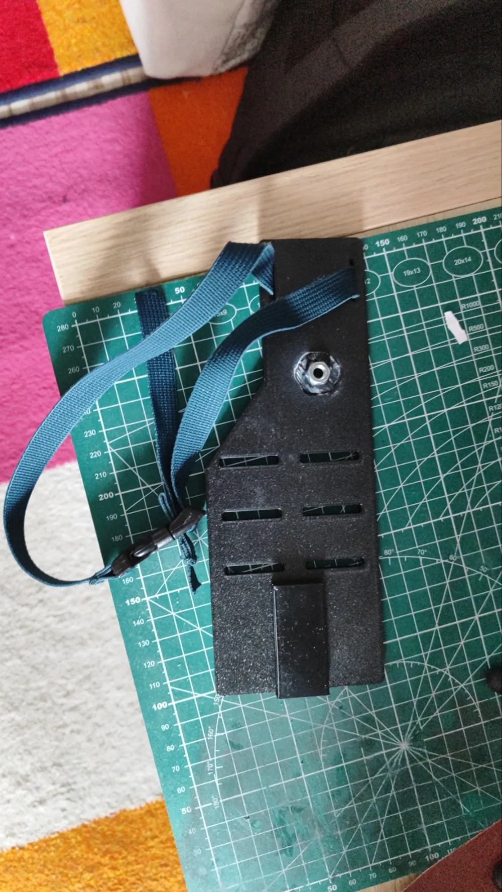 Rotary mount Drop Down Leg Platform - Free 3D Print Model - MakerWorld