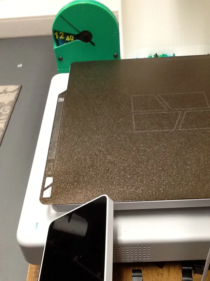 Rotating dial clock stand by TallnessMakerWorld: Download Free 3D Models