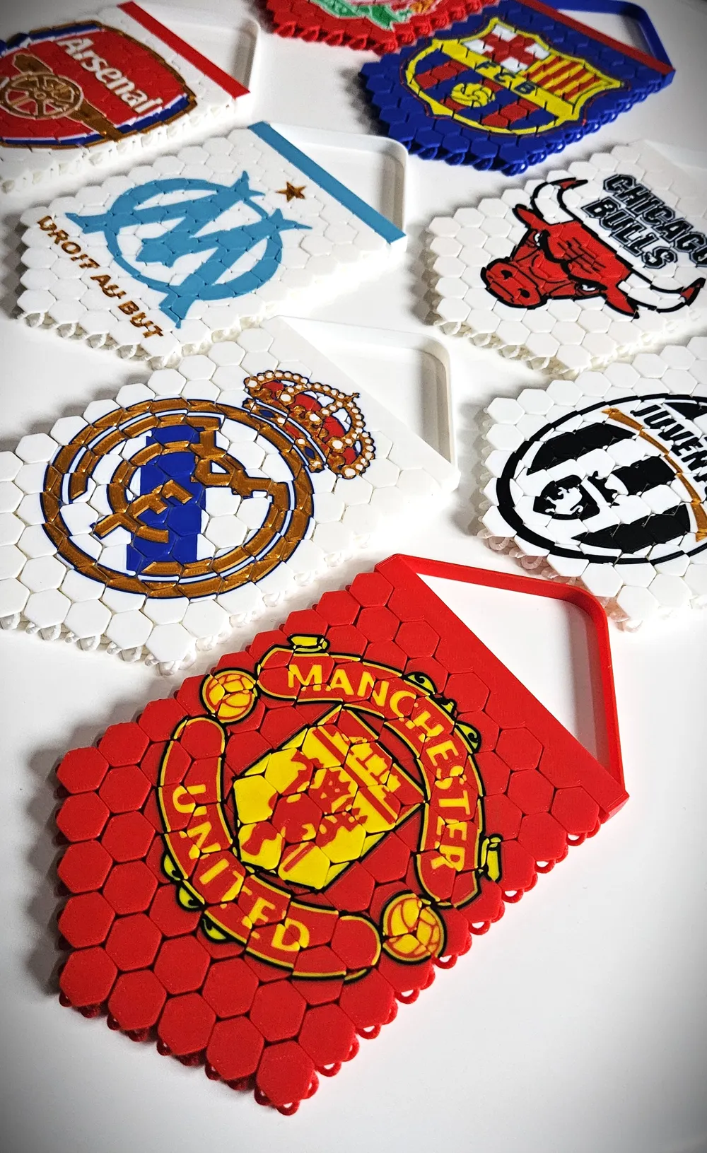 FC Barcelona articulated Flag - Free 3D Print Model - MakerWorld