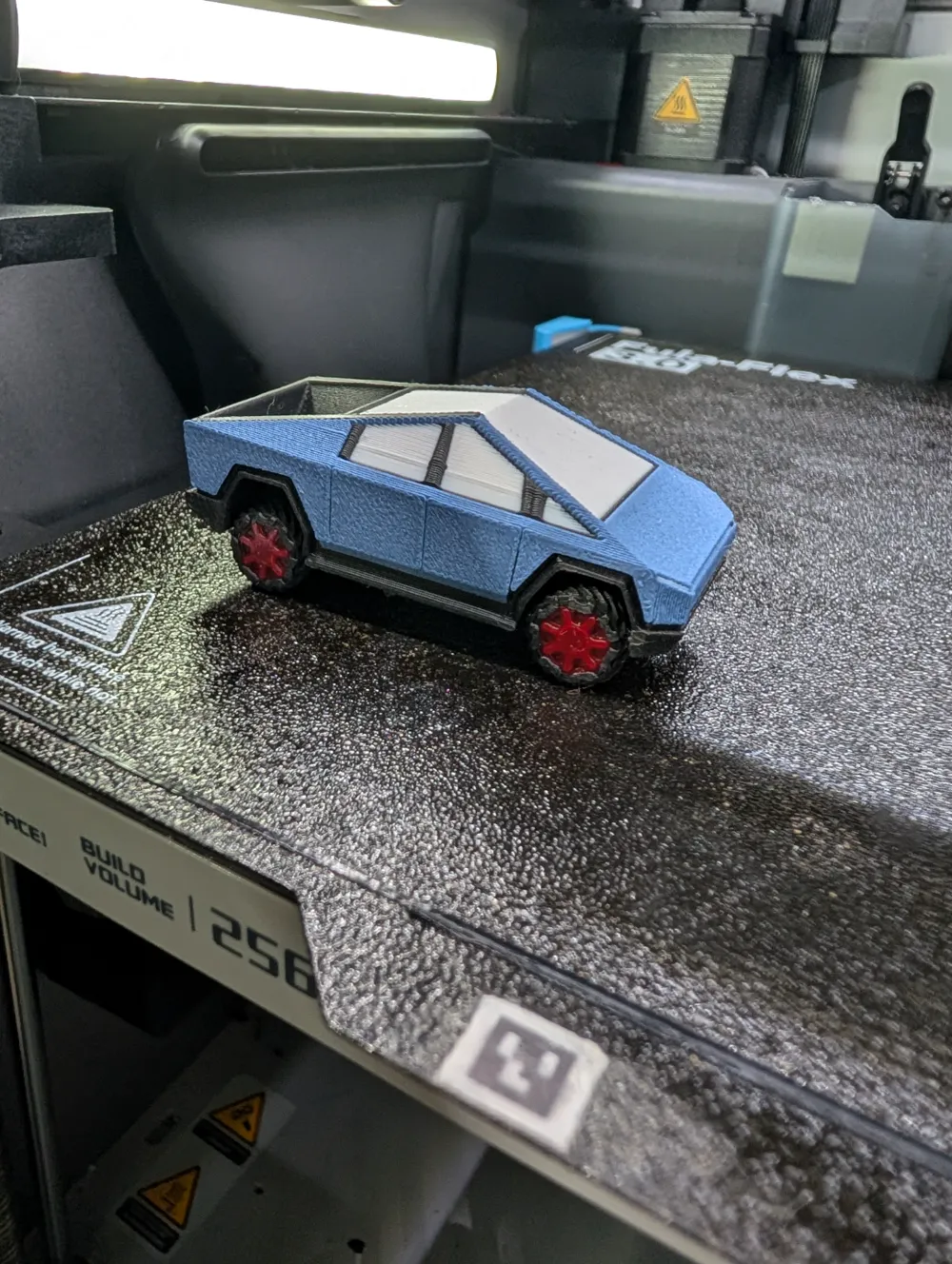 Tesla Cybertruck print-in-place (working wheels) Remixed by Thibo-do-it ...