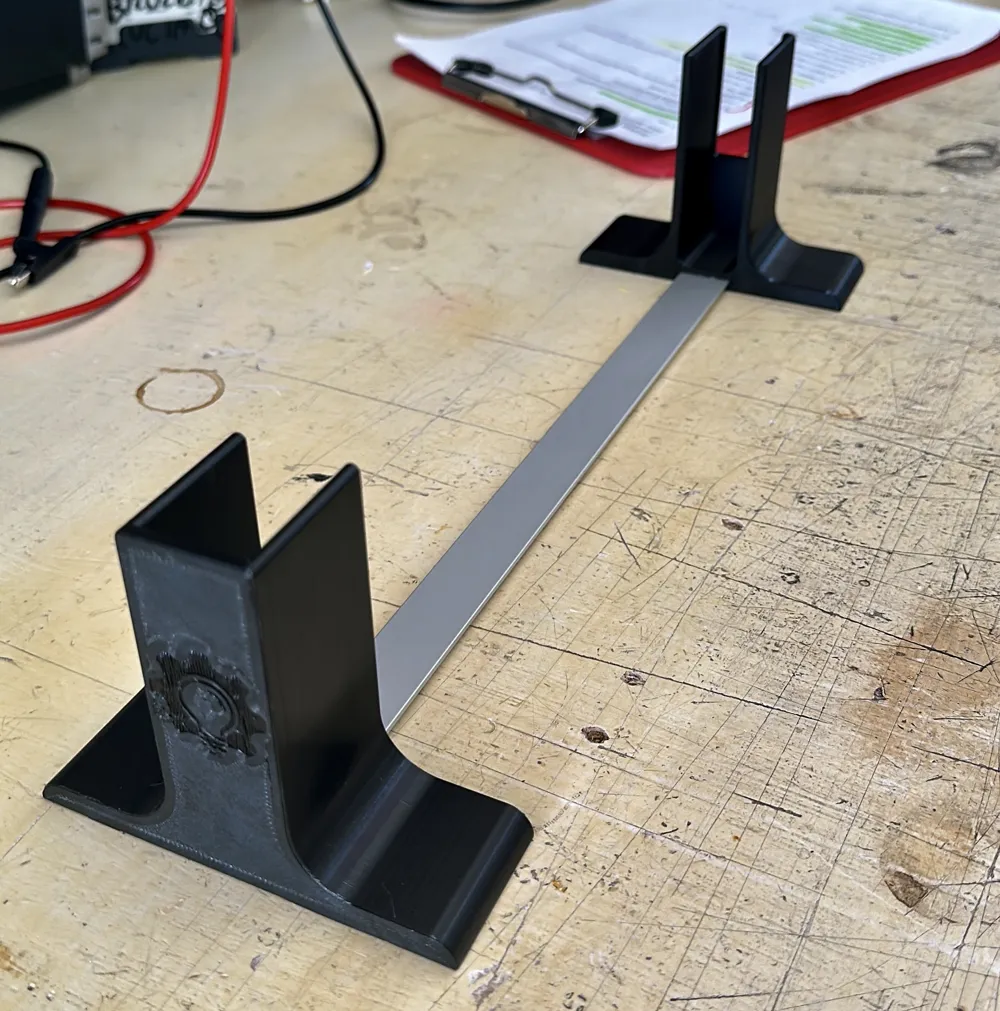 Universal Desktop Clamshell Laptop Stand by Projekt Lab - MakerWorld