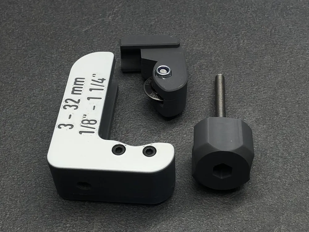 Compact Pipe Cutter by 3D KIMBA MakerWorld: Download Free 3D Models