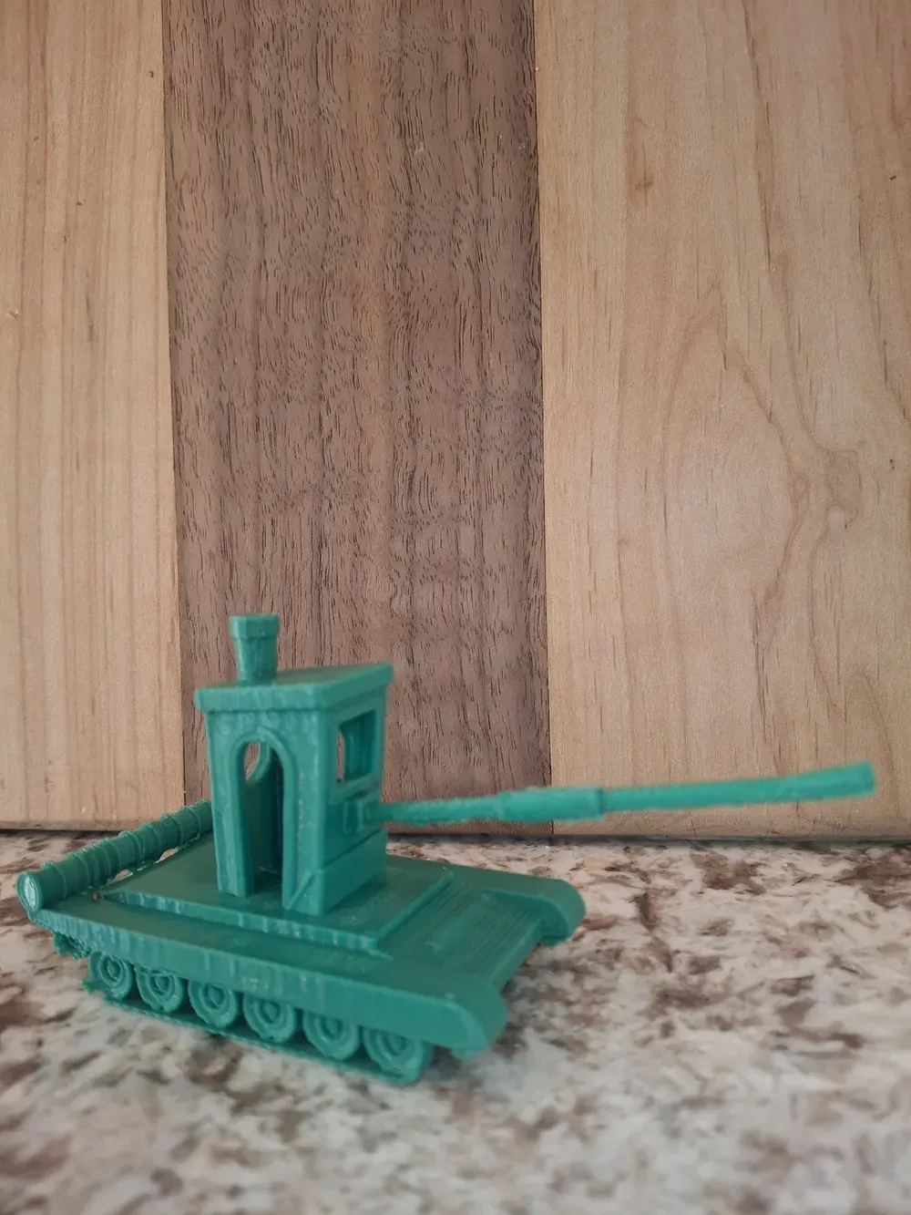 Tanky! by Ridge Turner - MakerWorld