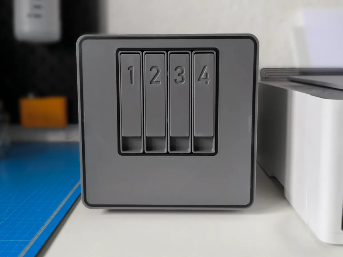 DIY 4-Bay ITX NAS / Homeserver - Free 3D Print Model - MakerWorld