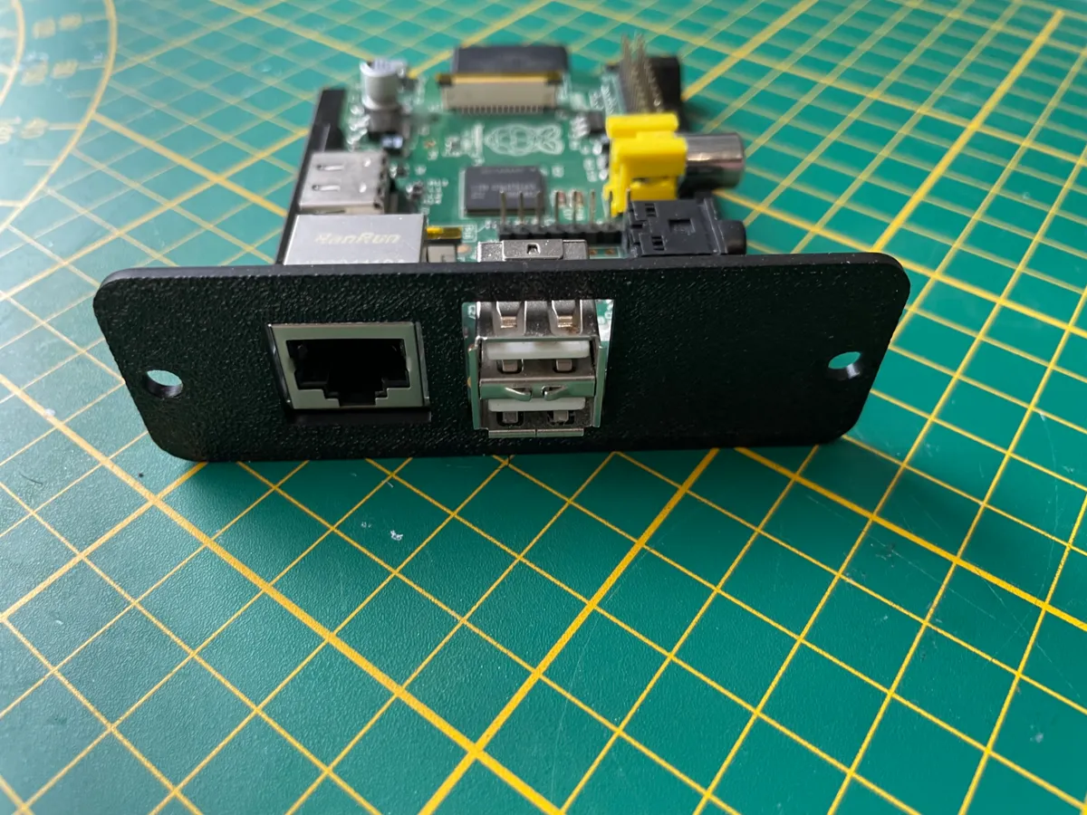 Pi1 rev1 sled for 10 inch Rack by Steffie MakerWorld: Download Free 3D ...