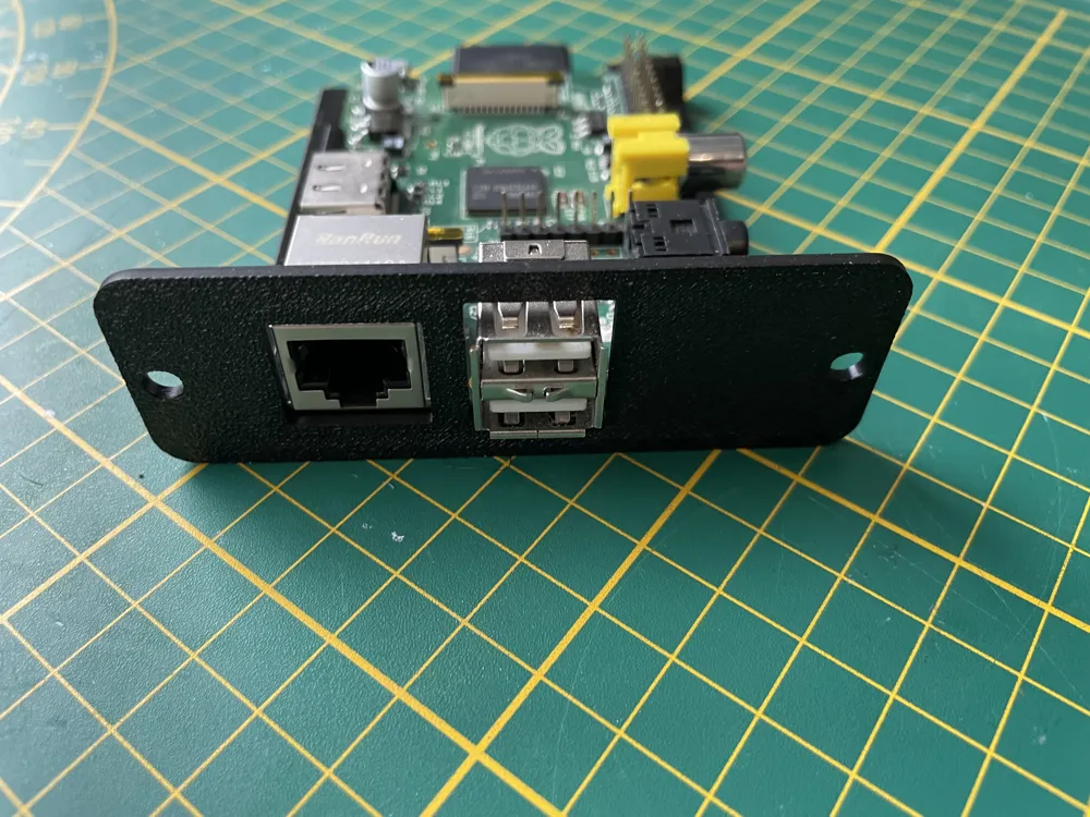 Pi1 rev1 sled for 10 inch Rack by Steffie MakerWorld: Download Free 3D ...