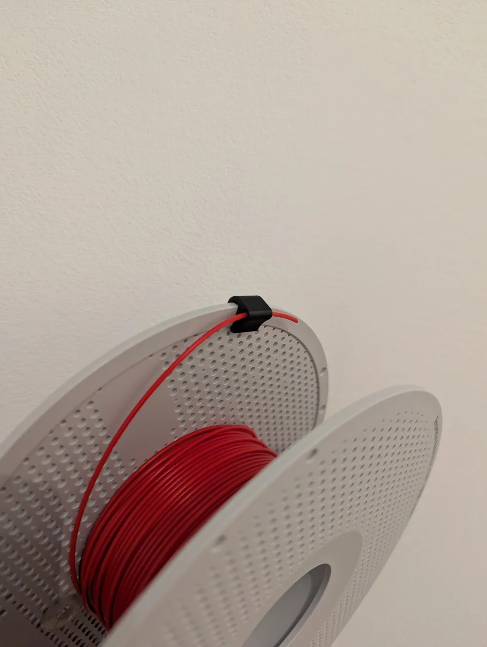 Filament clip - Free 3D Print Model - MakerWorld