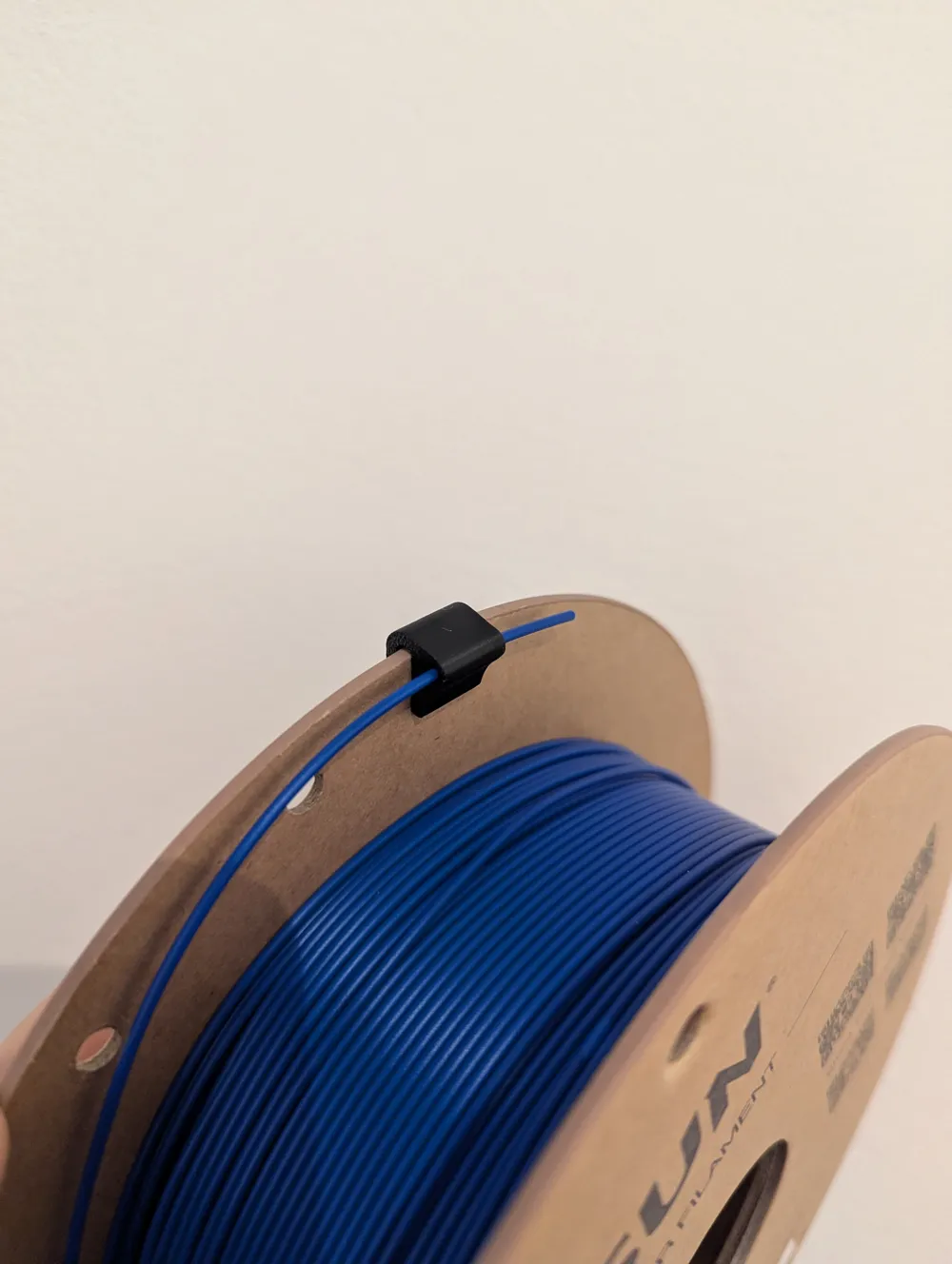 Filament clip - Free 3D Print Model - MakerWorld