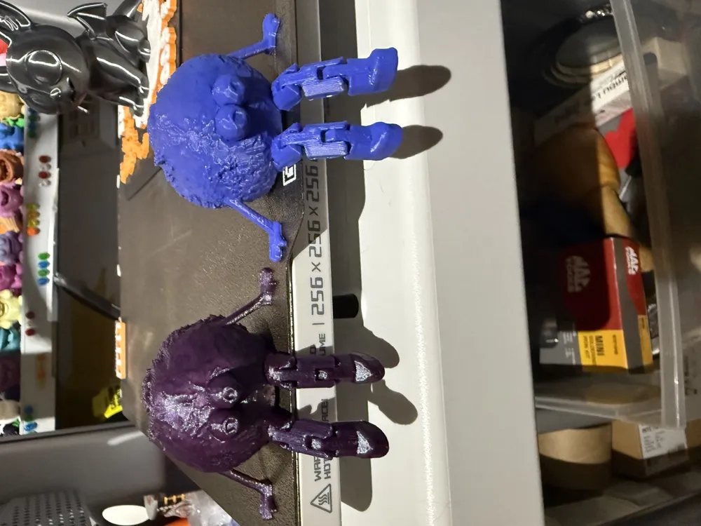 Mikro großäugiges Blob-Alien-Haustier Flexi-Kumpel von Mark MakerWorld ...