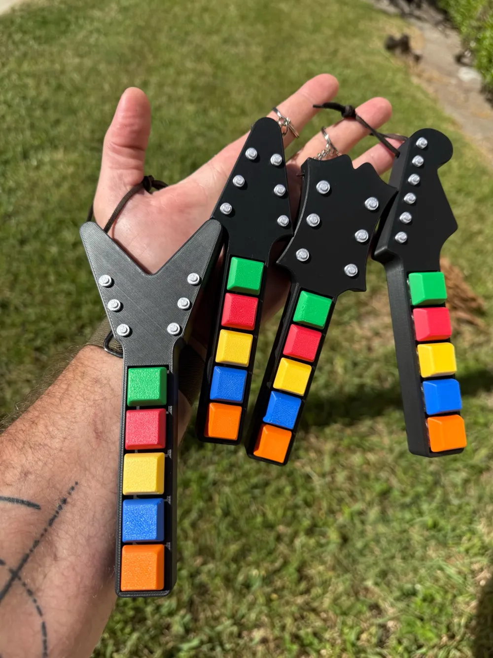 Guitar Hero Clicker Keychains - Free 3D Print Model - MakerWorld