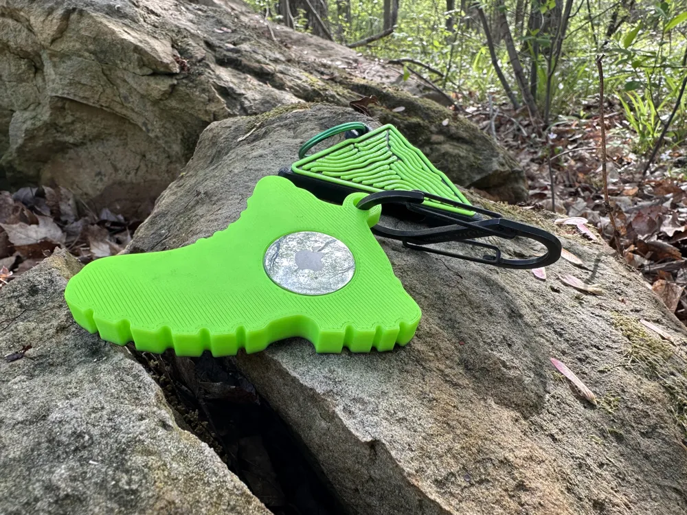 Hiking Gear Tags Trackable - Free 3D Print Model - MakerWorld