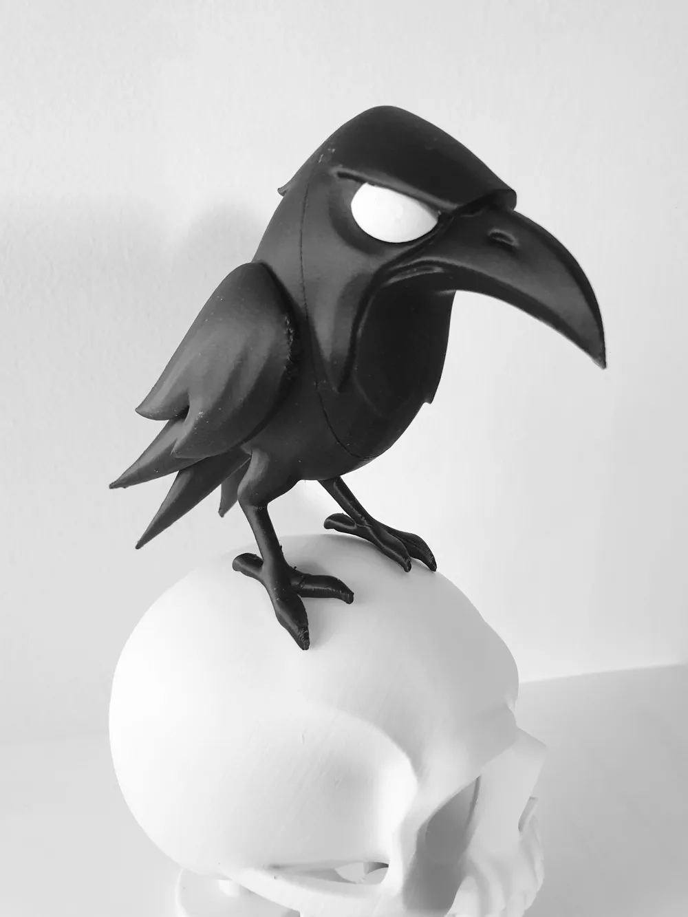 Stylized Raven on Skull by Midjam MakerWorld: Download Free 3D Models