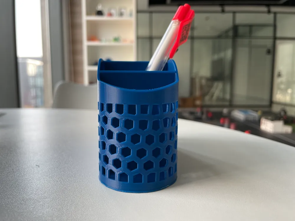 Chinese Word "Loong" Pencil Vase with voronoi patten by neal.mi ...