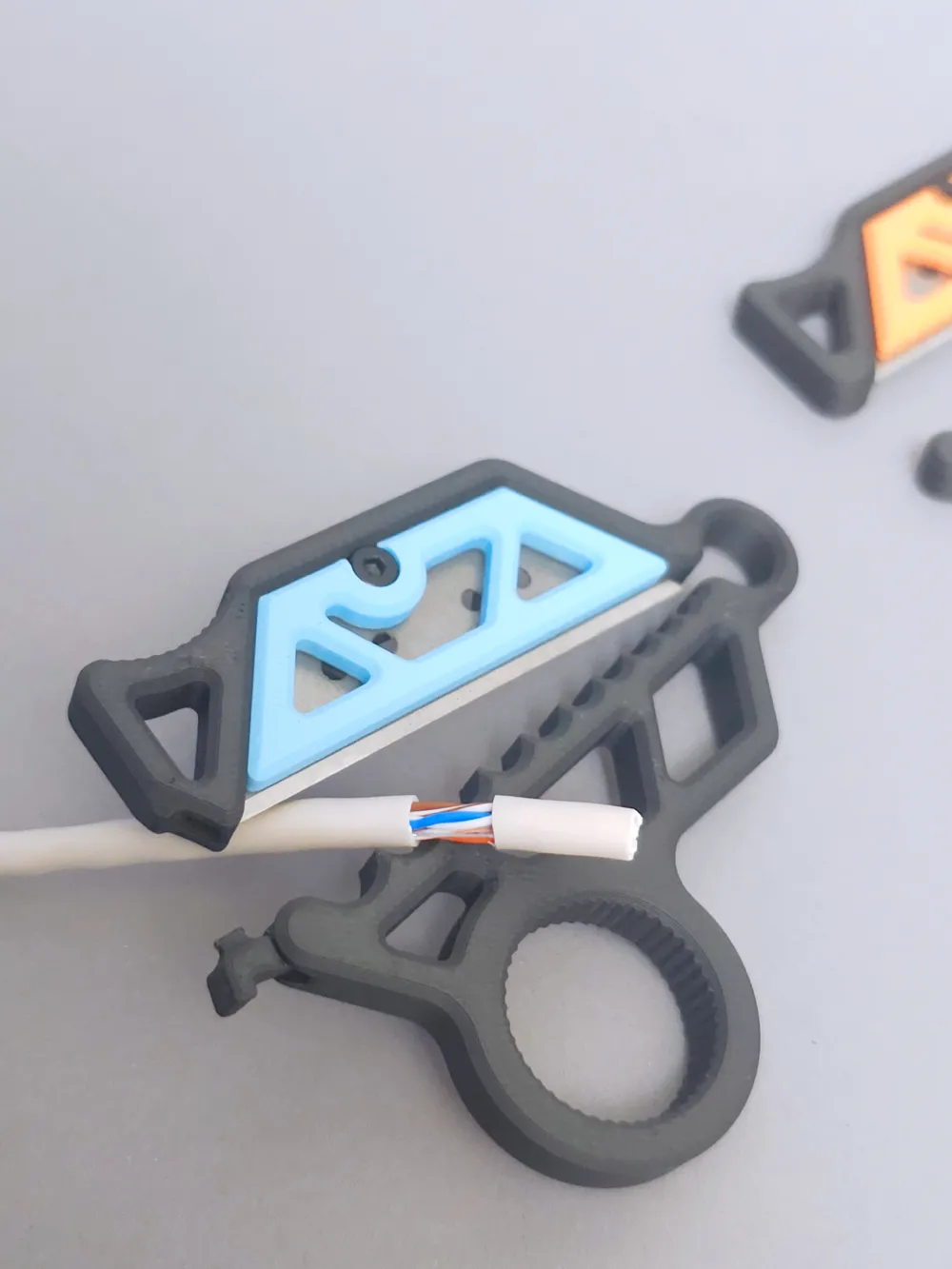 Wire Stripper V2 - Free 3D Print Model - MakerWorld