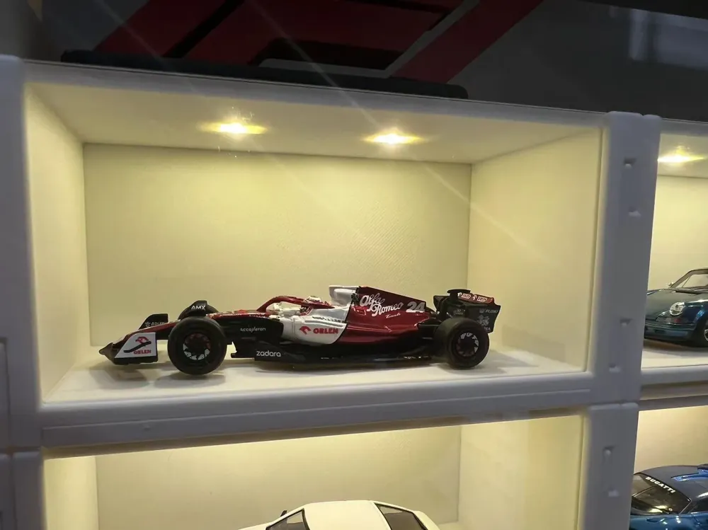 1:64 Scale Model Display Case Stand - with Lights - Free 3D Print Model ...