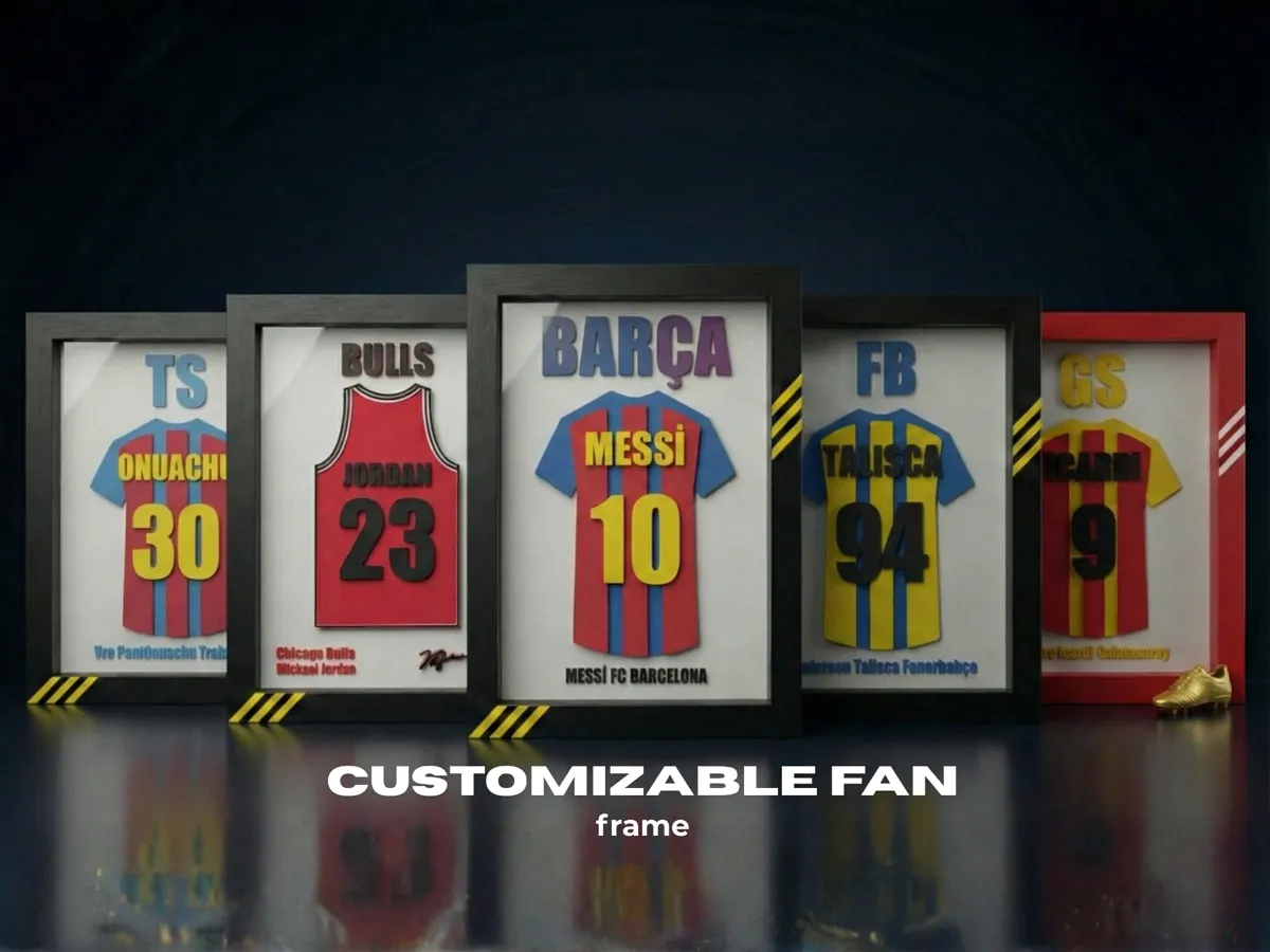Customizable Fan-Art Frame - Free 3D Print Model - MakerWorld