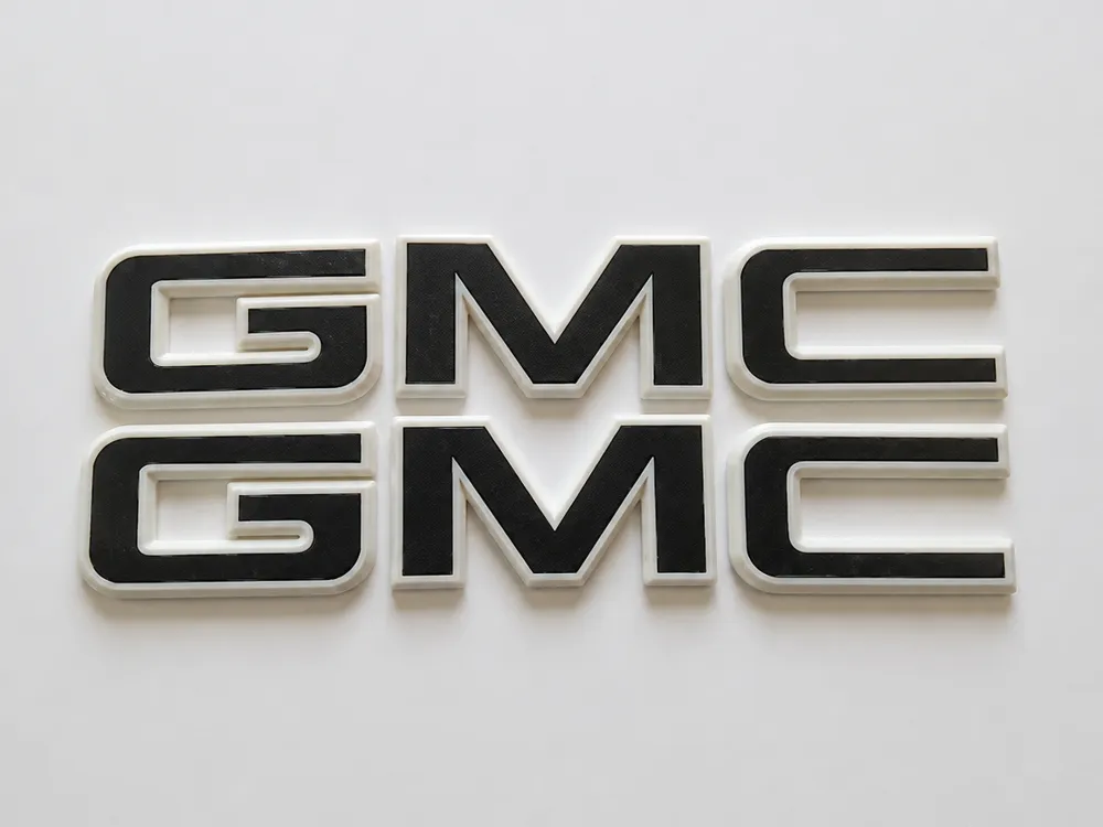 GMC Badge for Sierra T1XX (2019+) - Free 3D Print Model - MakerWorld