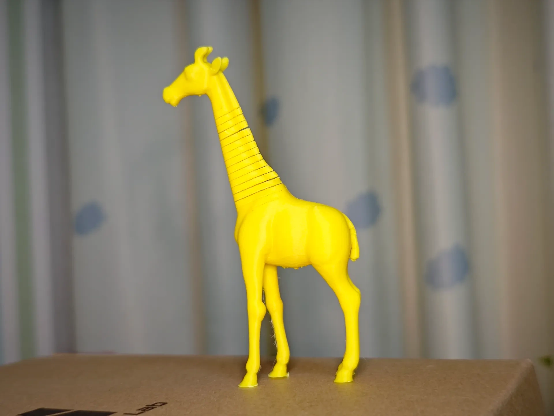 Spring Giraffe by AtamiSquare - MakerWorld