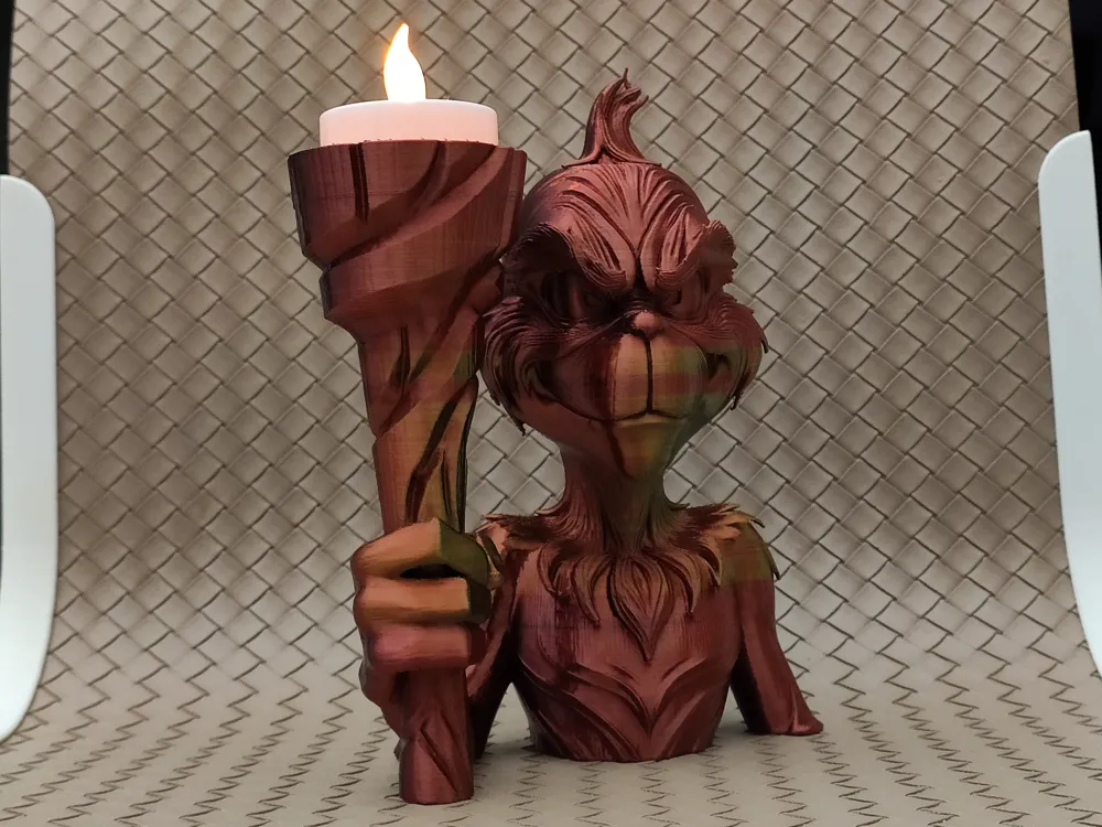 Grinch - Torch - LED Tea light Holder - Free 3D Print Model - MakerWorld