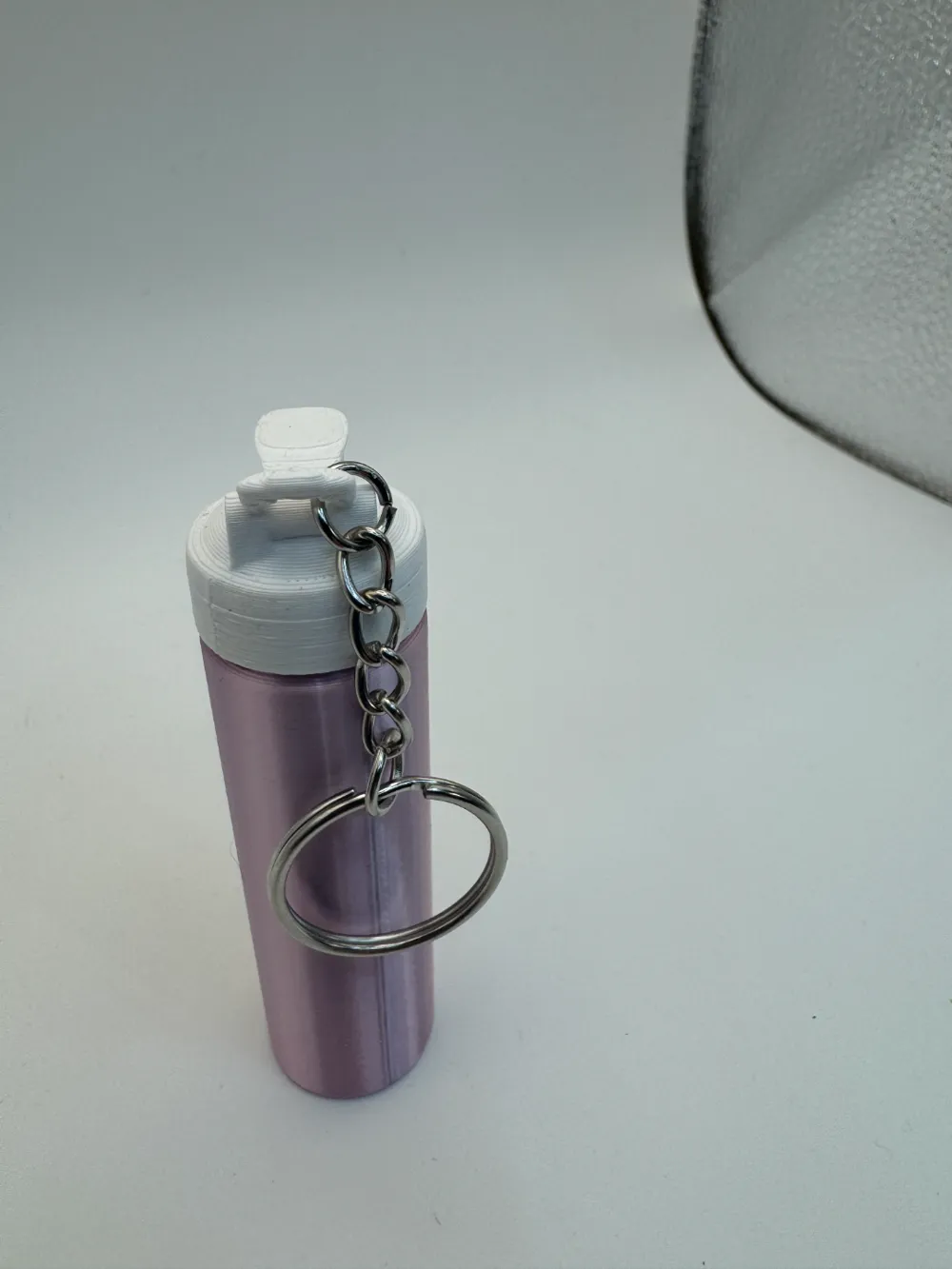 Basic Chapstick Holder Keychain-- Screw On Lid - Free 3D Print Model ...
