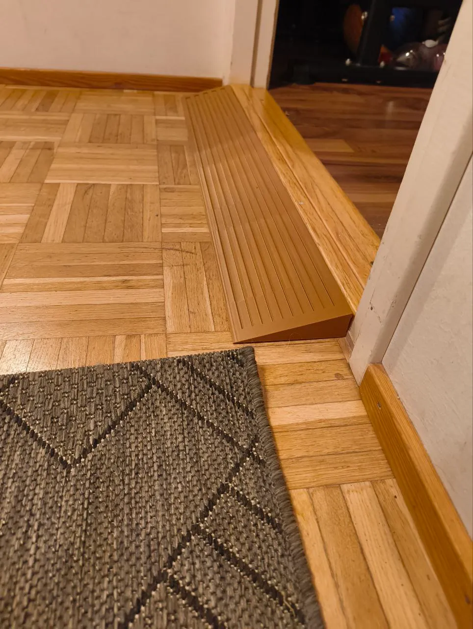 Robot Vacuum Ramp V3 by Meggotina - MakerWorld