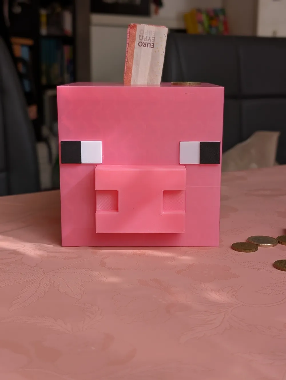 Minecraft Pig Piggy Bank (AMS optional) - Free 3D Print Model - MakerWorld