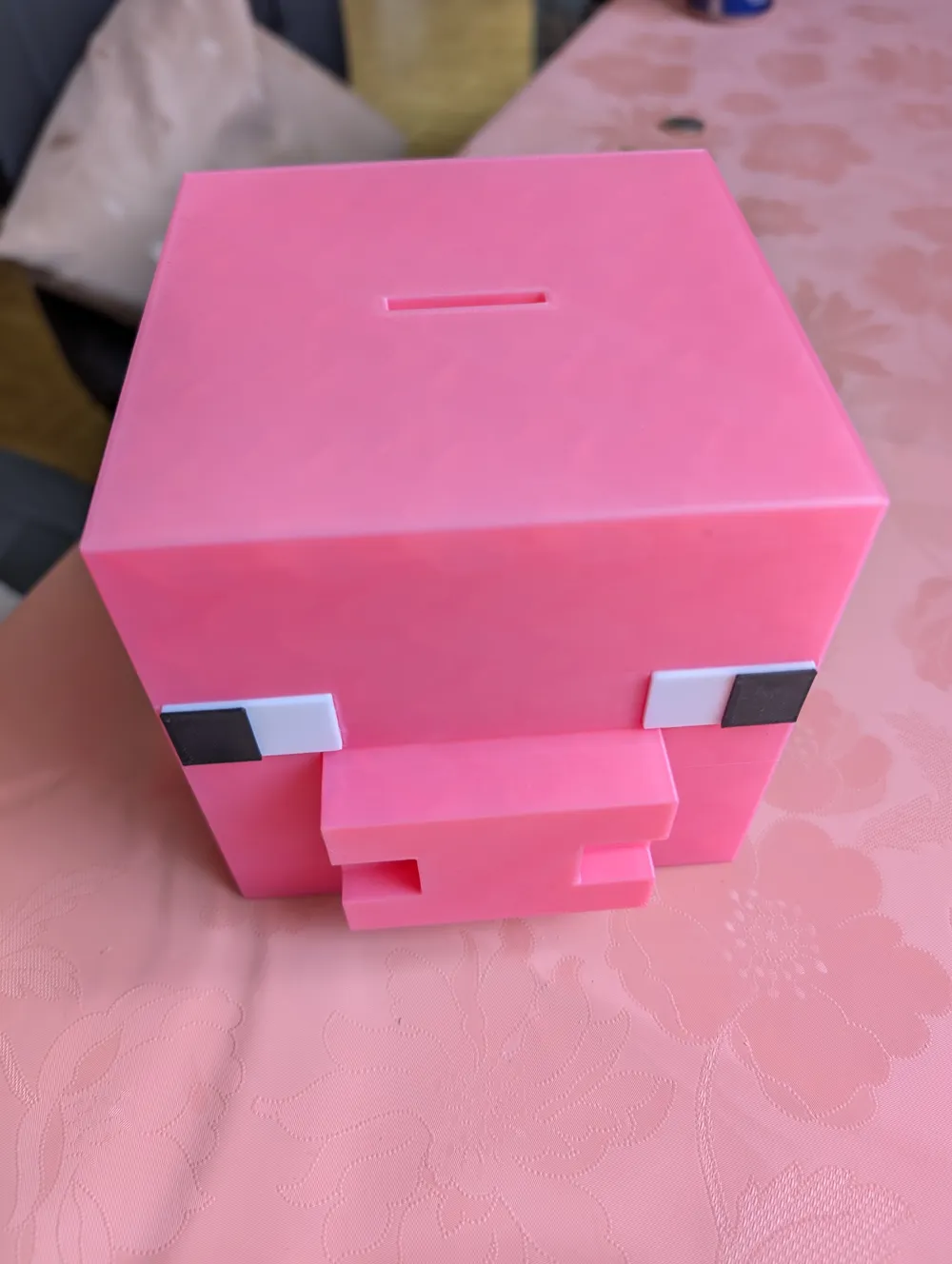 Minecraft Pig Piggy Bank (AMS optional) - Free 3D Print Model - MakerWorld