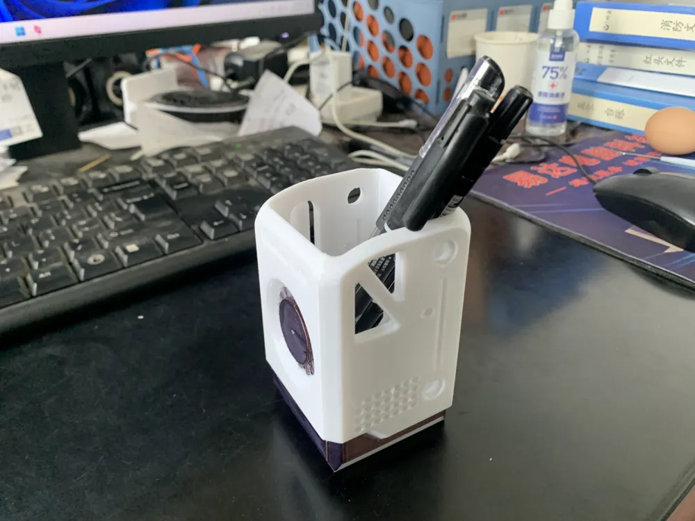 Bambu Lab P1 Pen Container by Ms - MakerWorld
