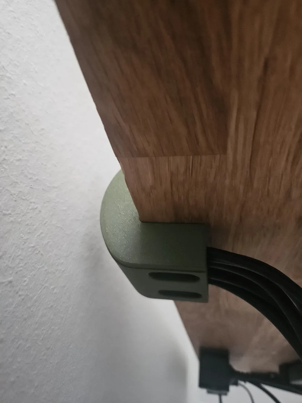 Magnetic Under-Desk Cable Management by TG-dsgn MakerWorld: Download ...