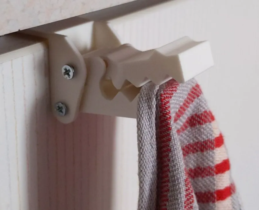Self releasing croco towel clamp hook by manuel6464 - MakerWorld