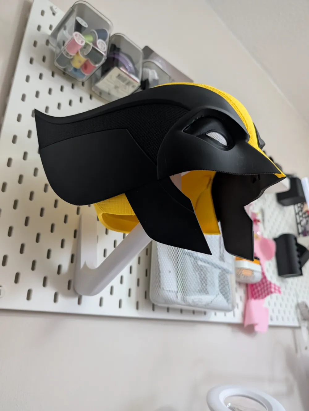 Cosplay Helmet Skadis Mount Remixed by Sam MakerWorld: Download Free 3D Models