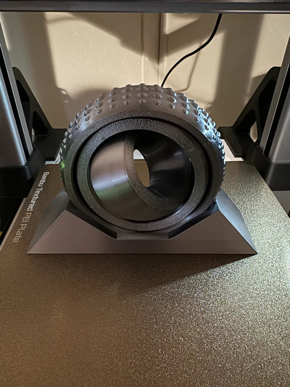 Big Gyro Desk Stand by Chrisjamesfrisbie - MakerWorld