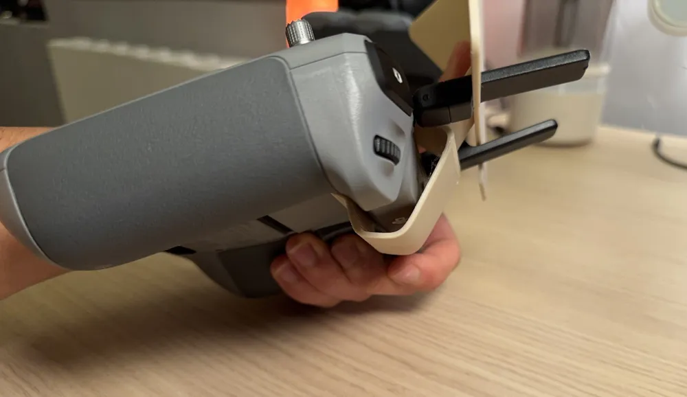 DJI RC2 Sun cover / Sun Hood - Free 3D Print Model - MakerWorld