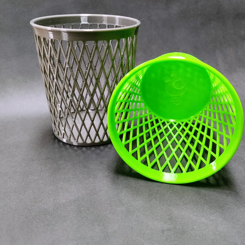 small desktop waste bin by ThePatoLab MakerWorld: Download Free 3D Models