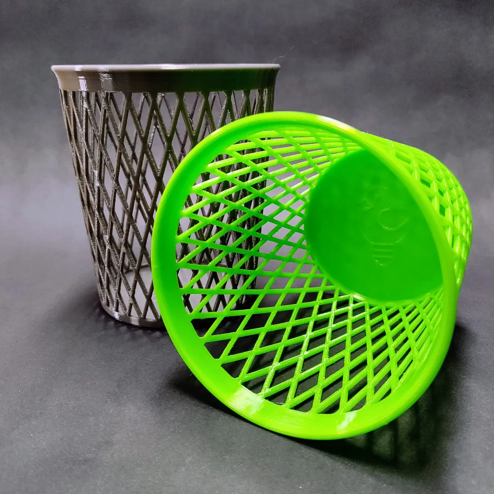 small desktop waste bin by ThePatoLab MakerWorld: Download Free 3D Models