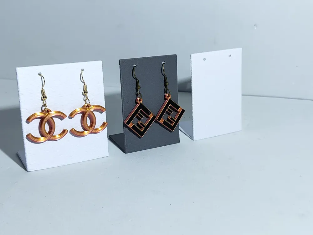 Earring display stand for jewelry - Free 3D Print Model - MakerWorld