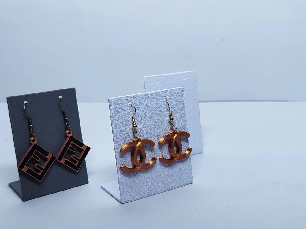 Earring display stand for jewelry - Free 3D Print Model - MakerWorld