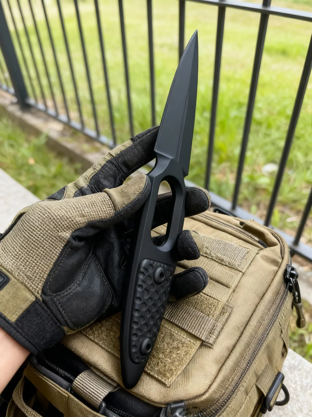 Black Falcon Tactical Finger Knife - Free 3D Print Model - MakerWorld