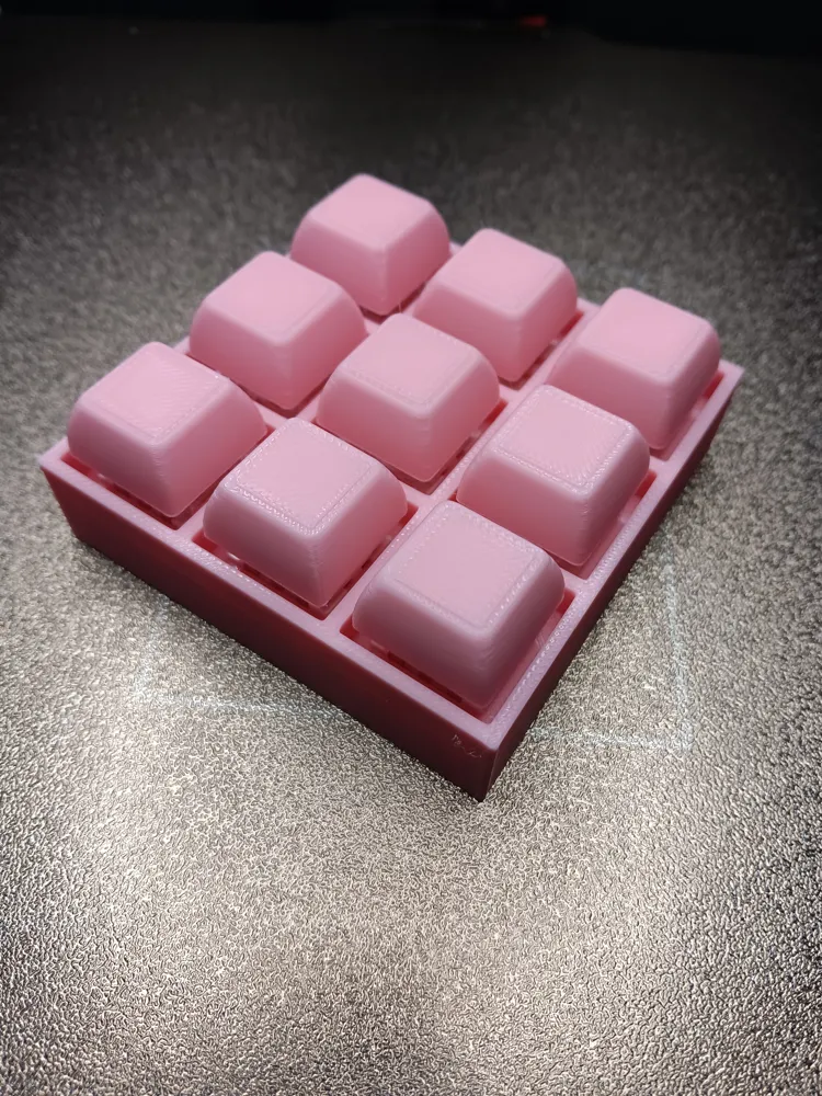 Clicker Inquieto 3x3 - Modelo de impresión 3D gratuito - MakerWorld