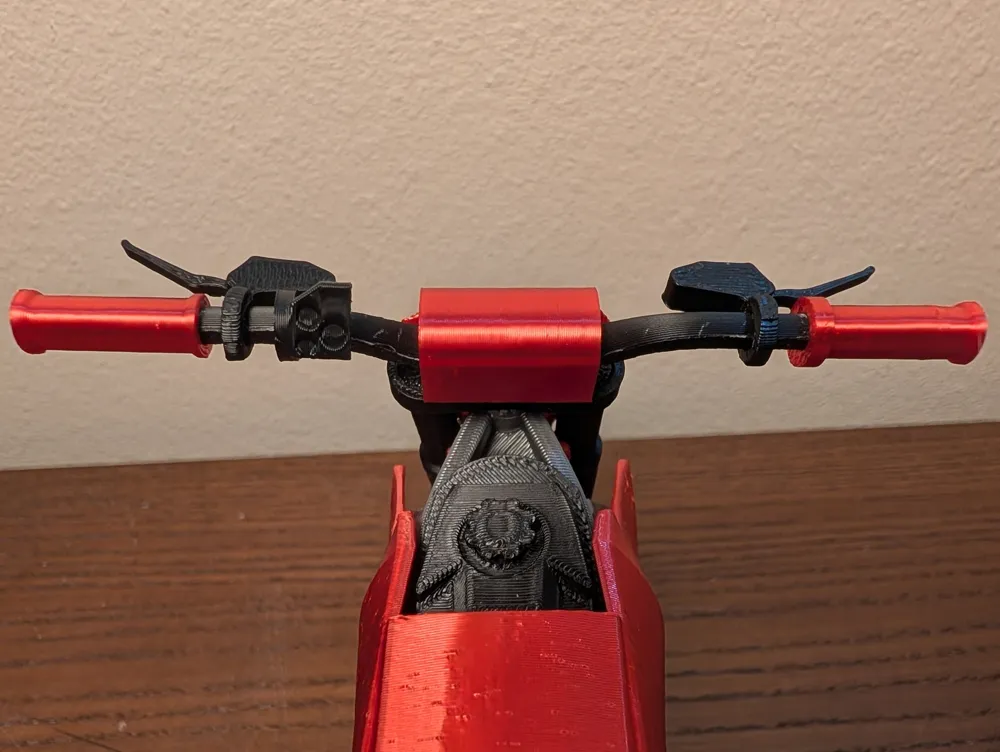 迷你本田CRF250R比例越野摩托车 来自 How2Random MakerWorld：免费下载 3D 模型