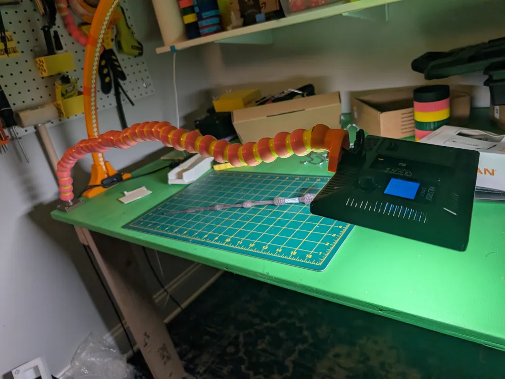 Loc Line Lamp - Free 3D Print Model - MakerWorld