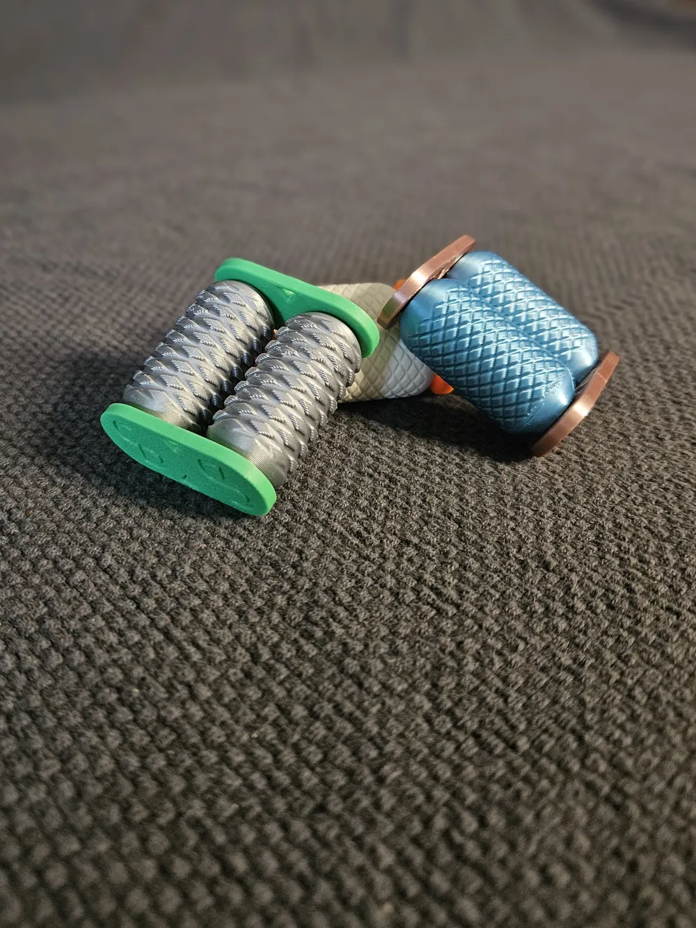 Ultimate Pocket finger roller fidget Parametric - Free 3D Print Model ...