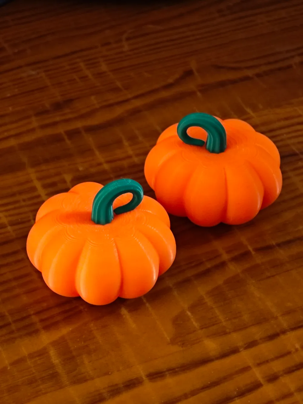 Pumpkin with Curled Stem - Decor, Hang or Keychain by helder.bernardo ...