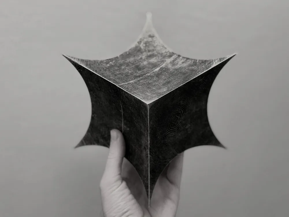 Hyperbolic Cube by Endless Design Lab 🌀 - MakerWorld