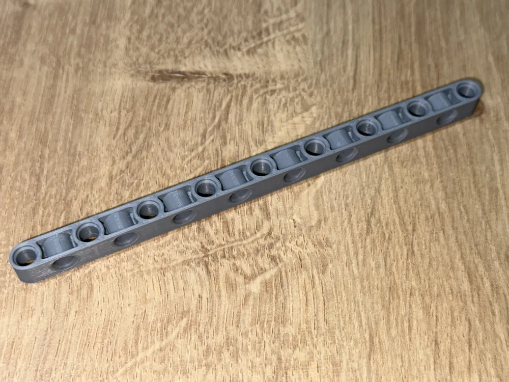 x17 Technical Beam with Alternating Holes - Free 3D Print Model ...