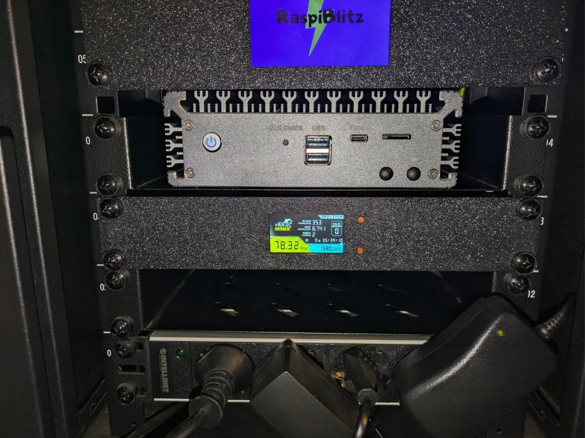 Panneau de rack 1U 10 pouces Nerdminer x1 + x2 - Modèle d'Impression 3D ...