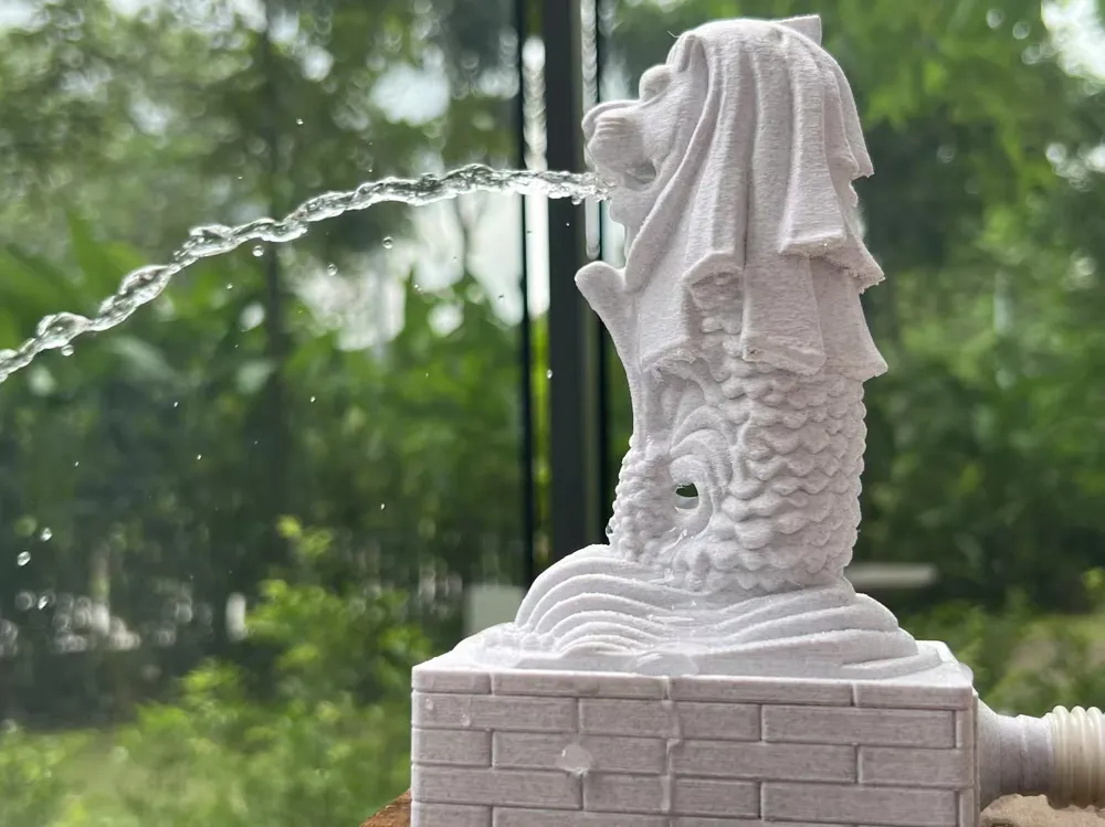 Spraying Merlion - Free 3D Print Model - MakerWorld